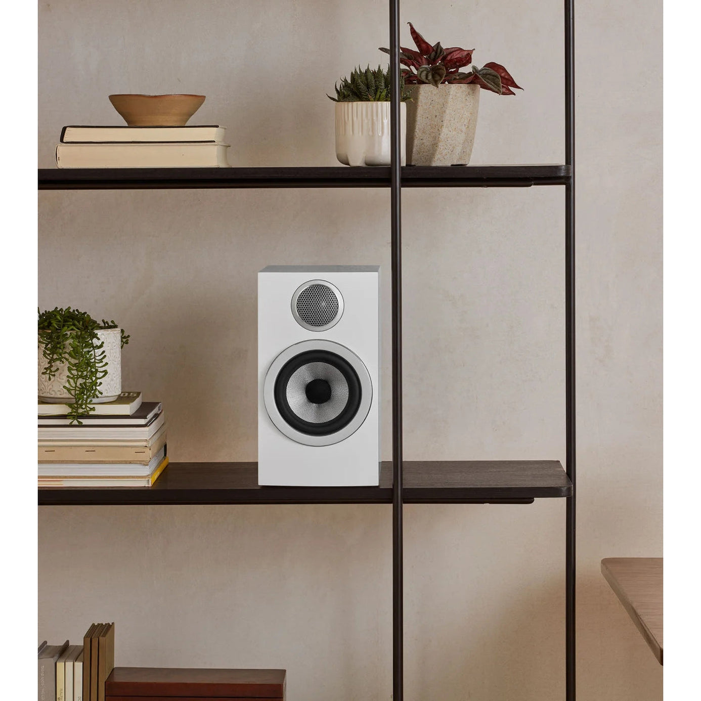 Bowers & Wilkins 707 S3 Standmount Speakers Review: A Compact Powerhou ...