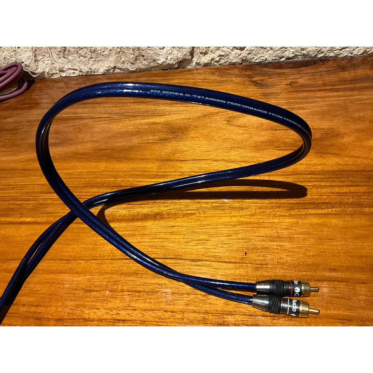 Cambridge Audio 500 series RCA cables 1 metre, pre loved — The Audio Tailor