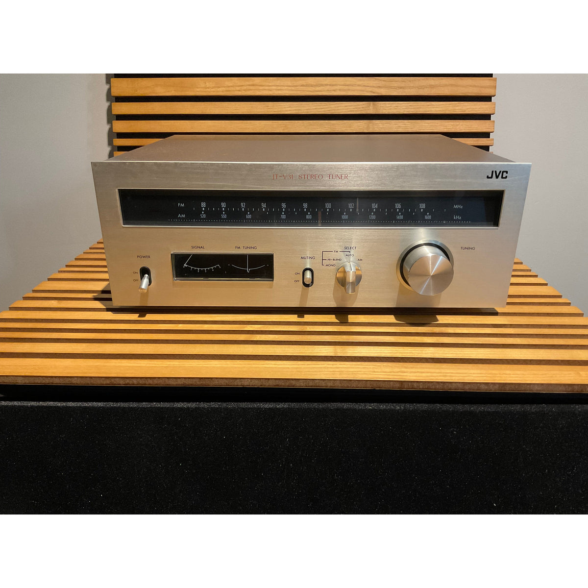Jvc Vintage AM/FM Tuner JTV-31 Japanese classic with warranty — The ...