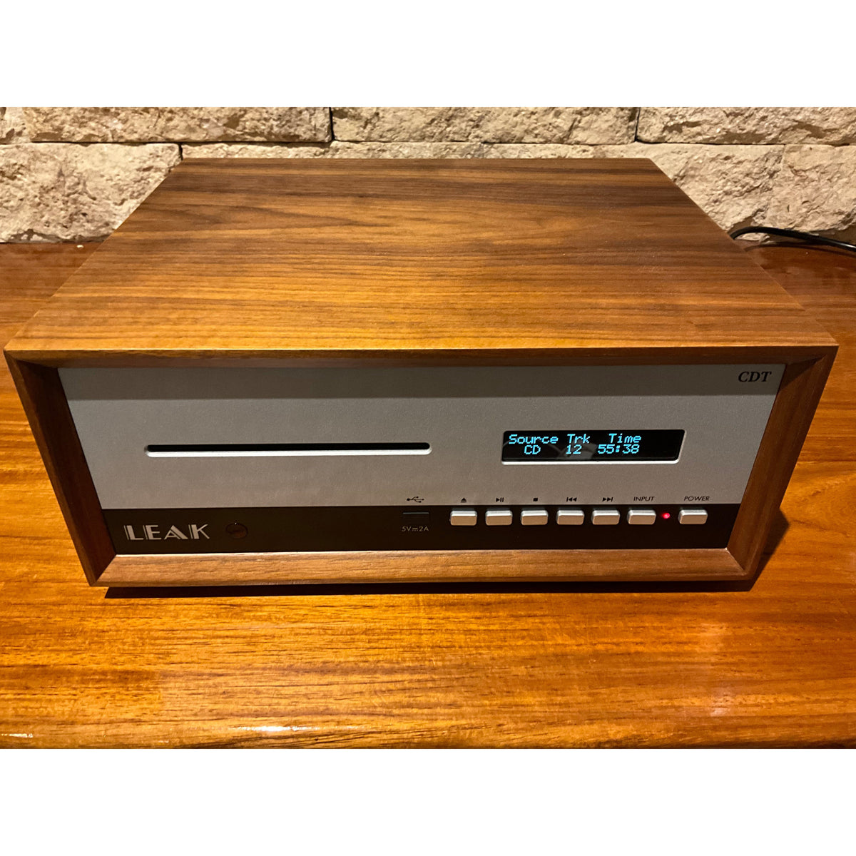 Leak CDT CD transport in Walnut Pre Loved — The Audio Tailor