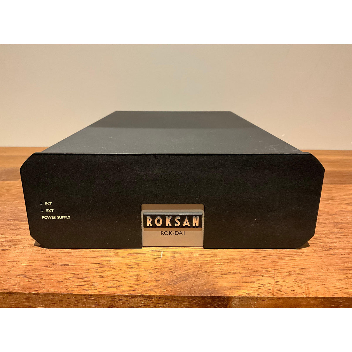 Roksan DA1 Digital to analogue converter DAC pre loved black — The ...