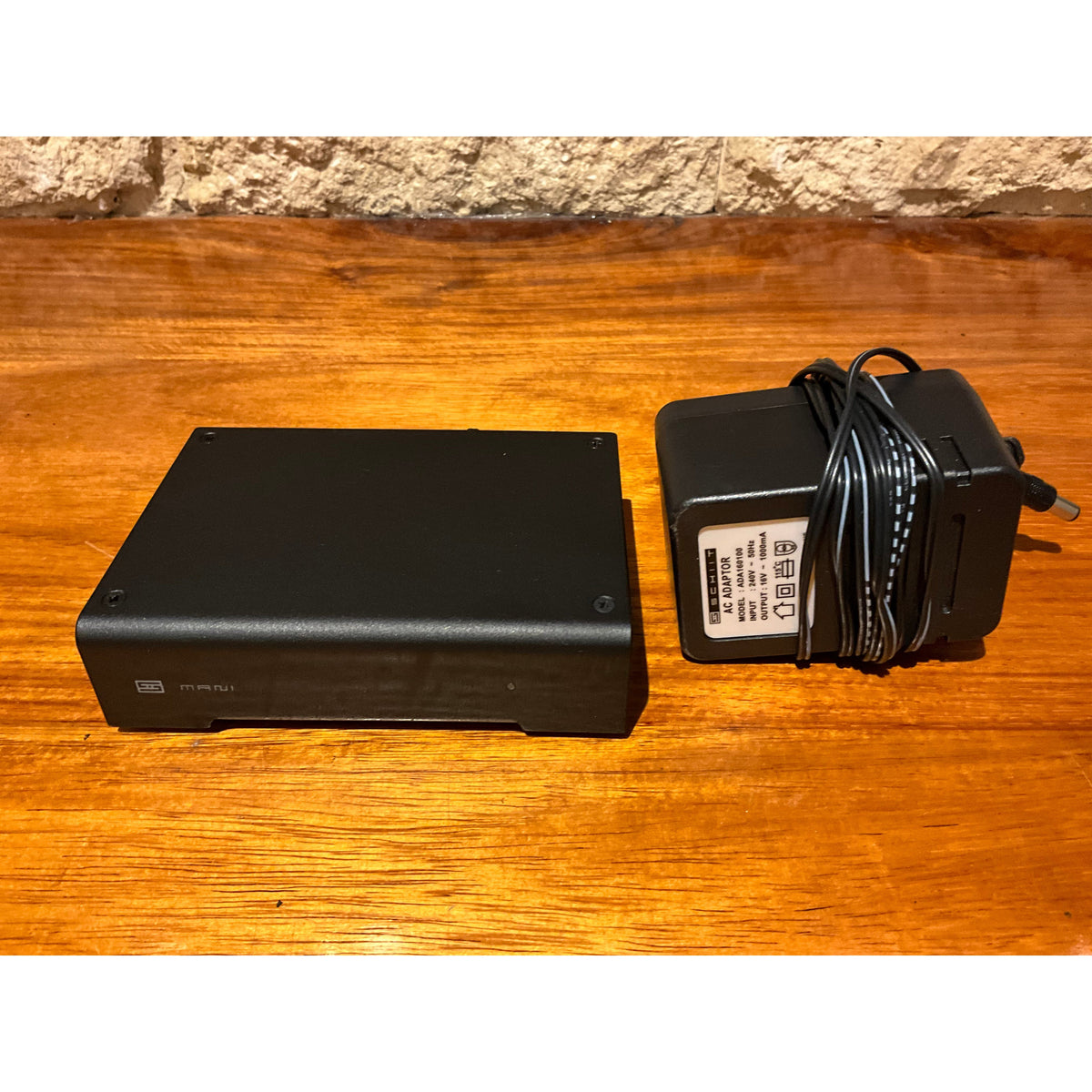 Schit Audio Mani 2 Phono Pre amplifier, Pre Loved — The Audio Tailor