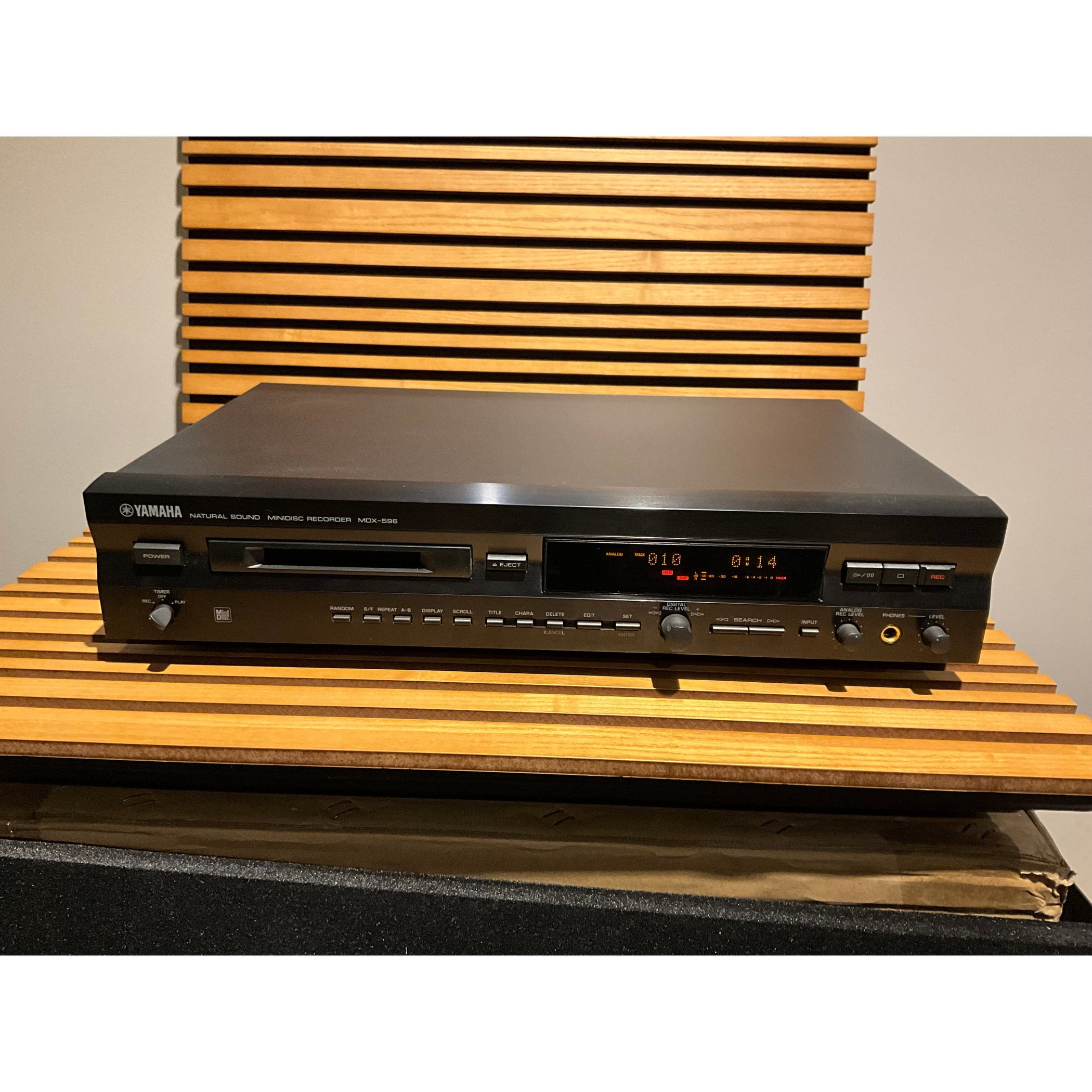 Yamaha MDX596 Mini Disc player pre loved — The Audio Tailor